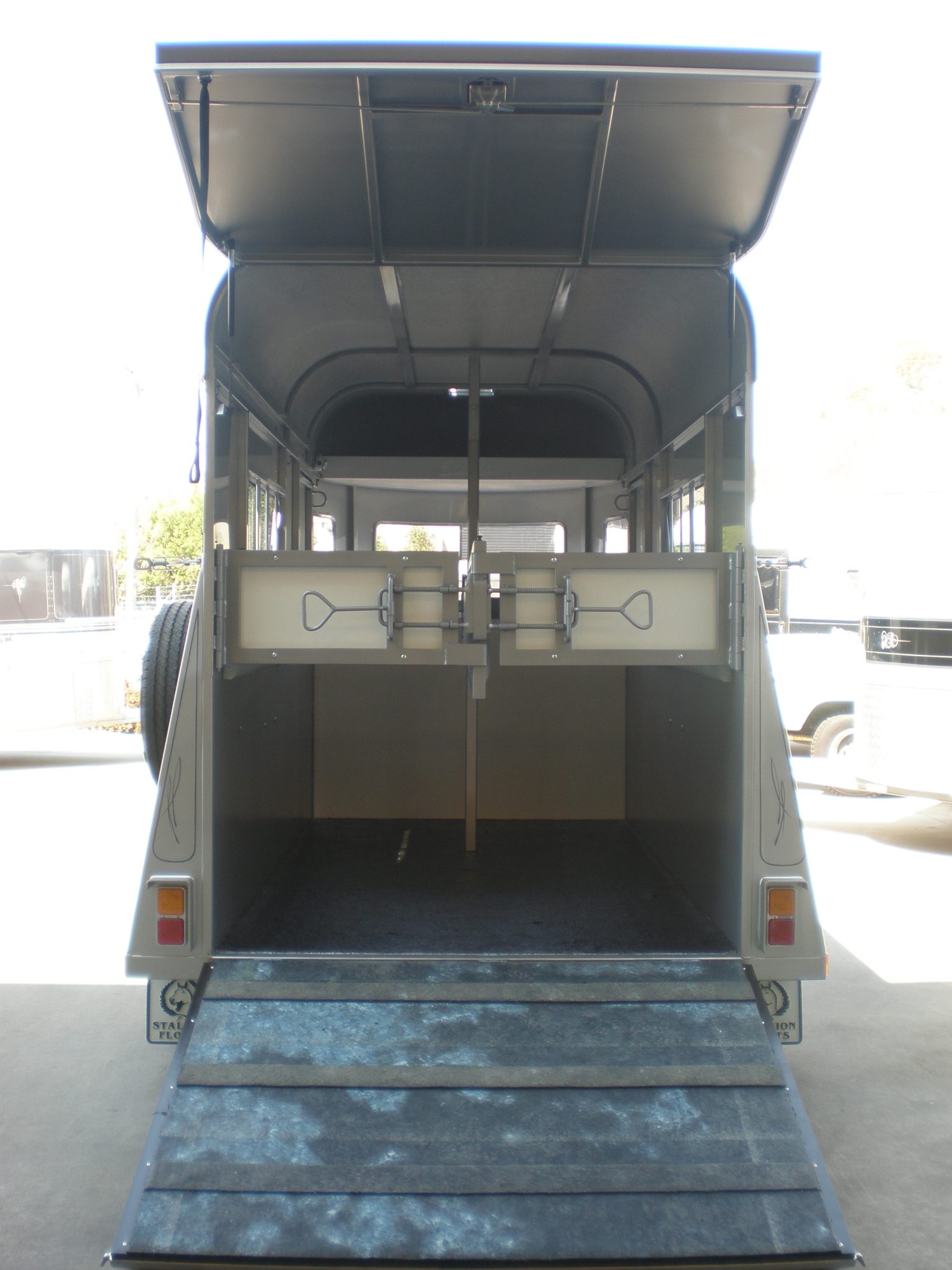 Floats | Stallion Floats